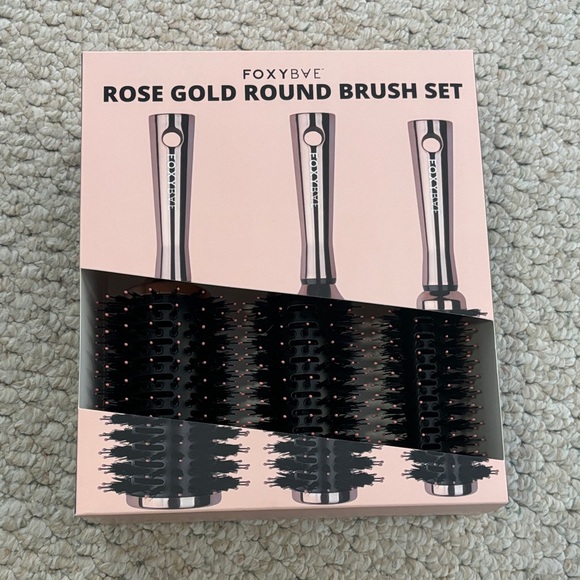 Foxy Bae | Accessories | Foxy Bae Brush Set | Poshmark
